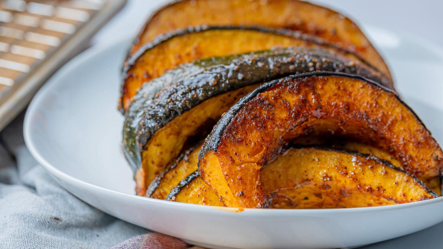 Grilled Acorn Squash w/ Spicy Agave Glaze - Grilling 24x7